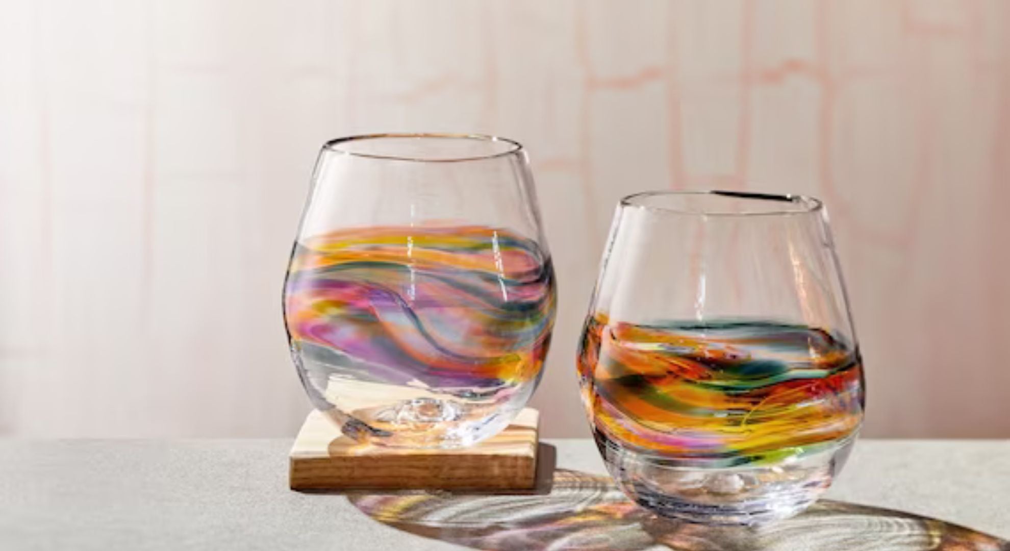 Choosing the Perfect Stemless Wine Glass – Kwaf Wine Aerators